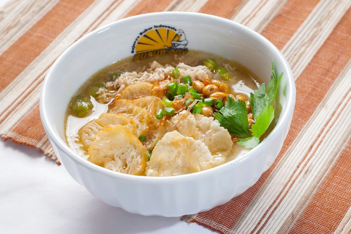 Bubur Ayam Sarapan Spesial. Bubur Ayam adalah makanan yang paling… | by ...