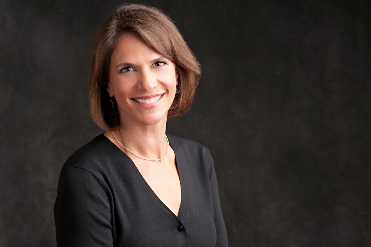 This nutritionist generated 35 million downloads of her podcast. Here’s ...