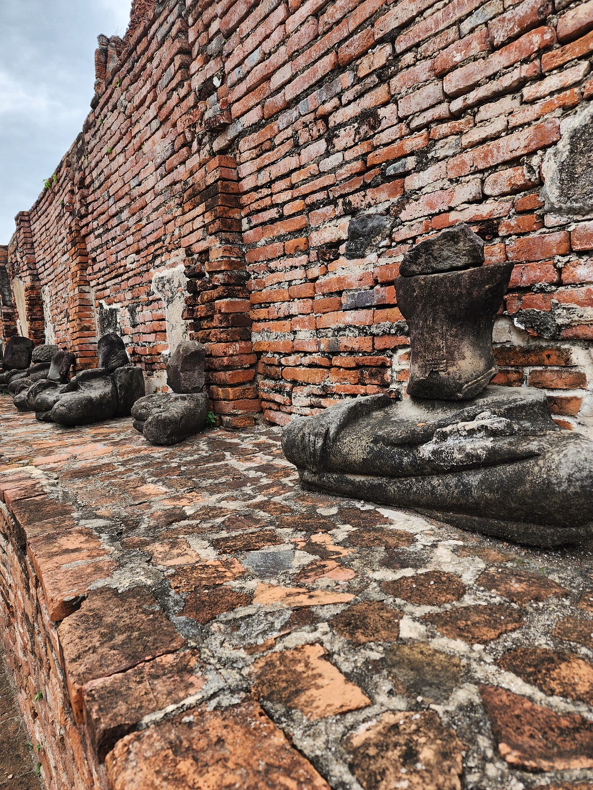 Solo Travel Day 4 — Ayuttaya, the ancient city; Group tour as a solo ...
