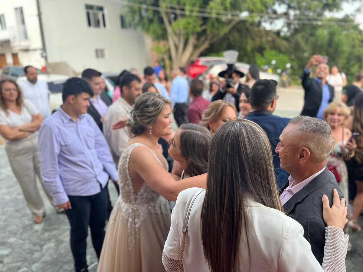 A Gringo’s Guide to Colombian Weddings | by Daniel Catena | In Living ...