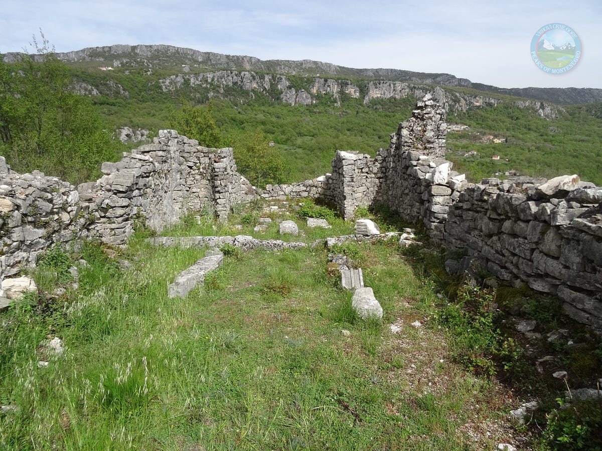 Martinićka gradina (Šipkova glavica) 221 mnm, Bjelopavlići | by Predrag ...