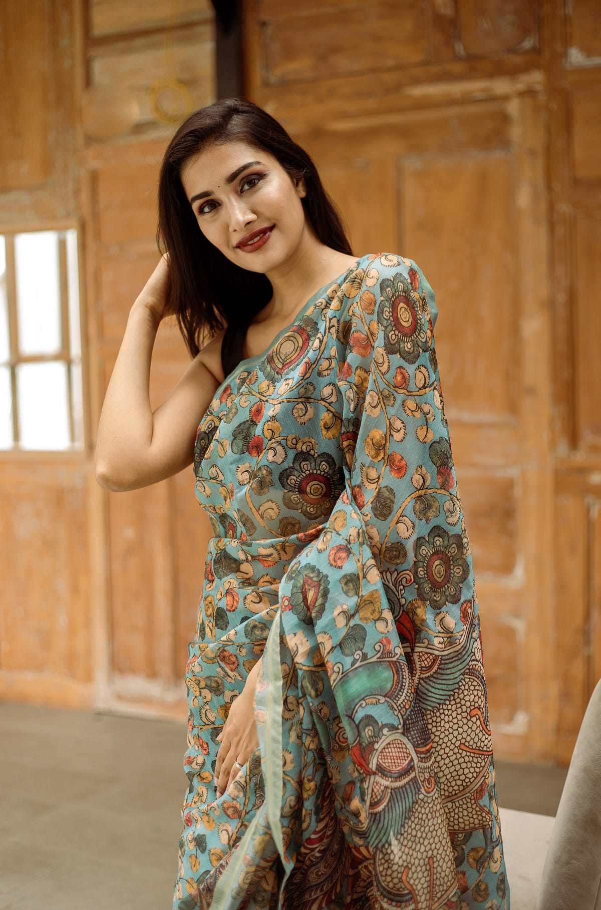 Where to Buy Kurtis Online: Discover Studio Virupa | by divya bharti ...