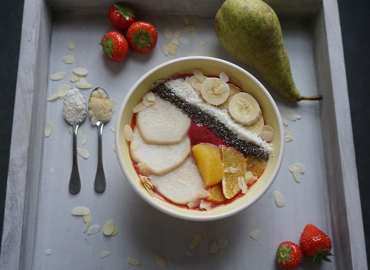 Smoothie time. Smoothies zijn gezond en lekker! Ik… | by Shibra Grainger | Shibra Grainger