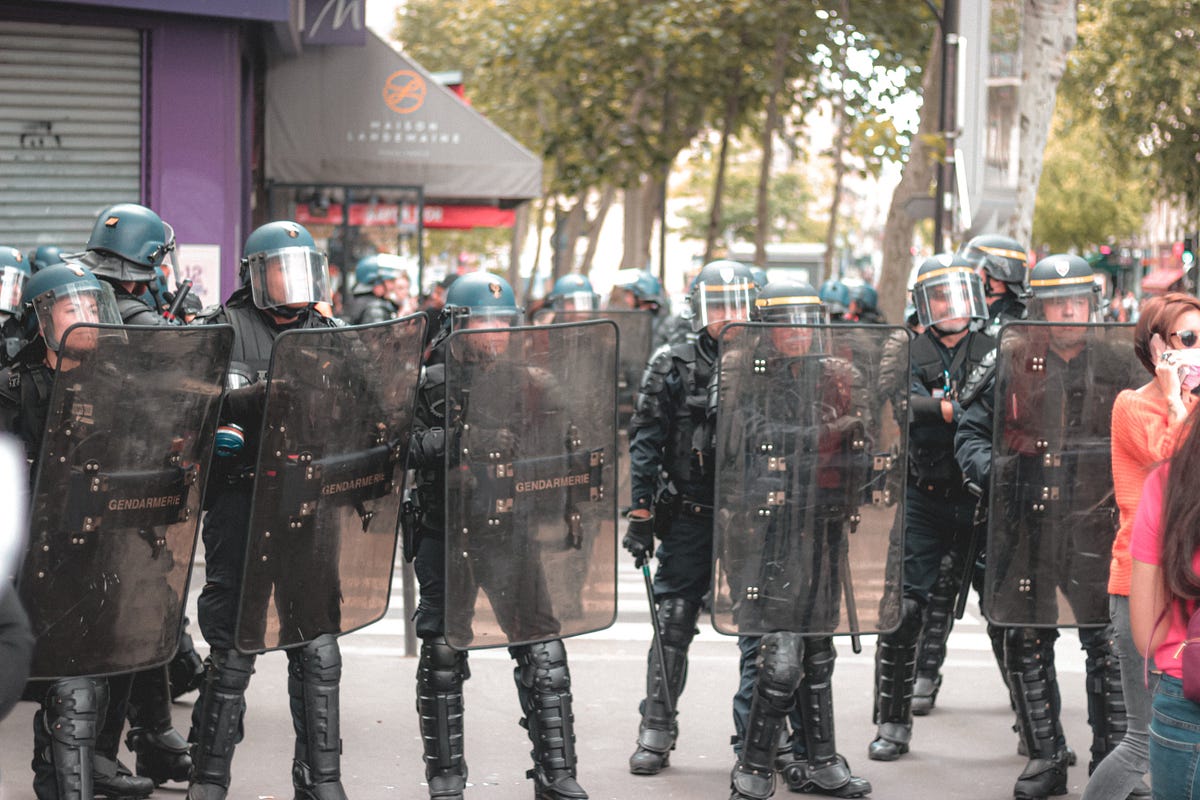 "Social Control and Deviant Behavior: How Societies Define and Control ...