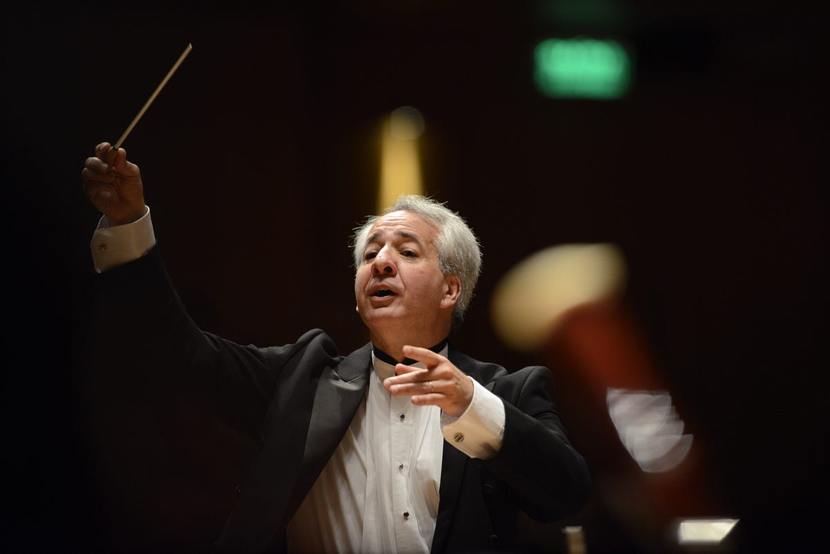 Festa de orquestra. O maestro Fabio Mechetti comemora seus… | by ...