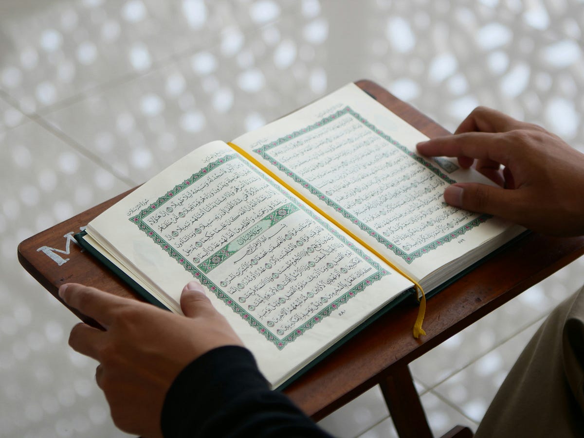 How to Recite the Quran Beautifully with Tajweed 10 Effective Tips ...