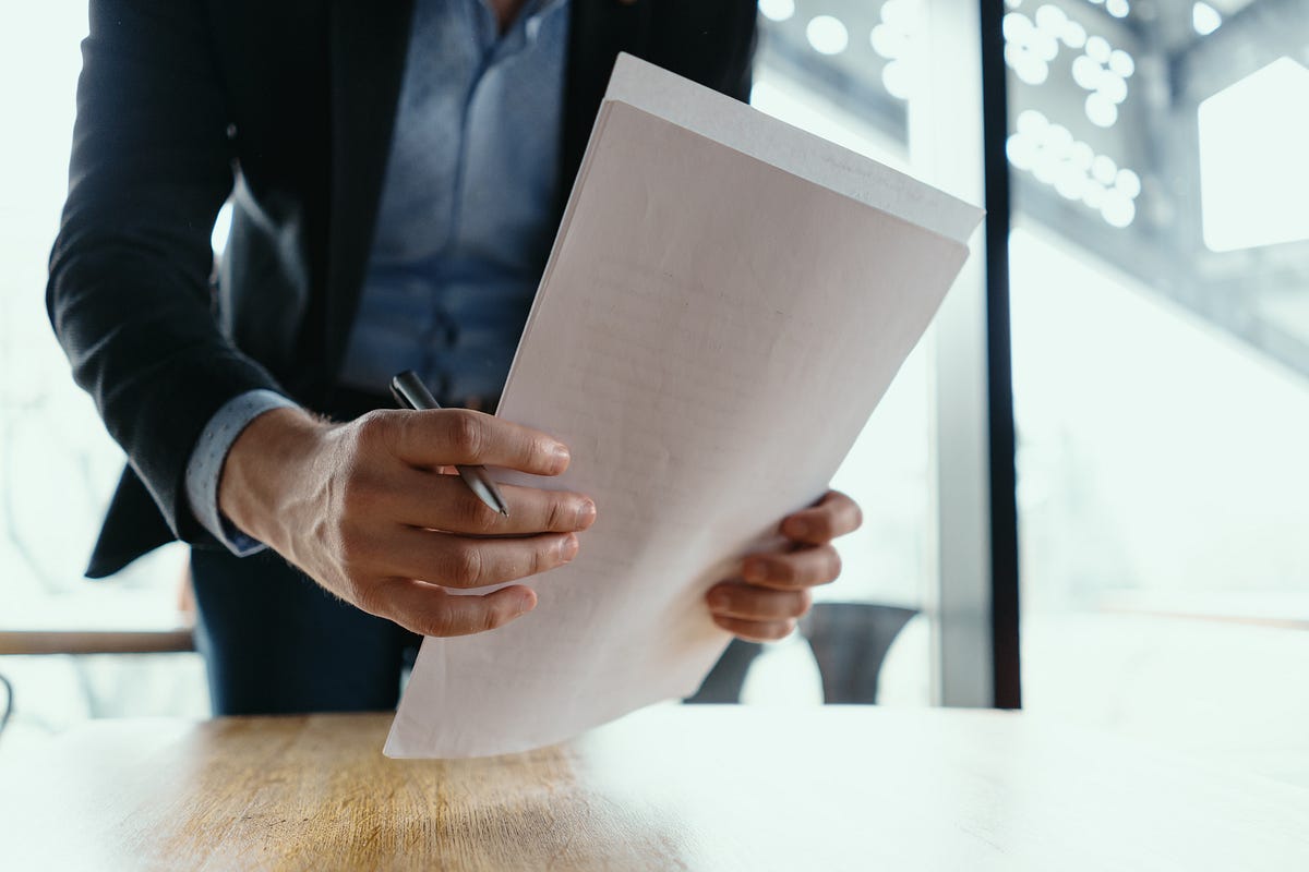 Organisez-vous : Guide de la gestion des documents | by ...