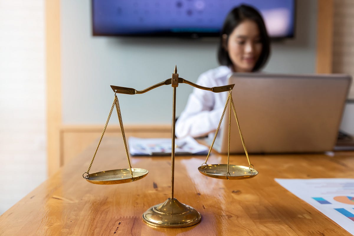 How Contract Management Software Improves Compliance and Reduces Legal ...