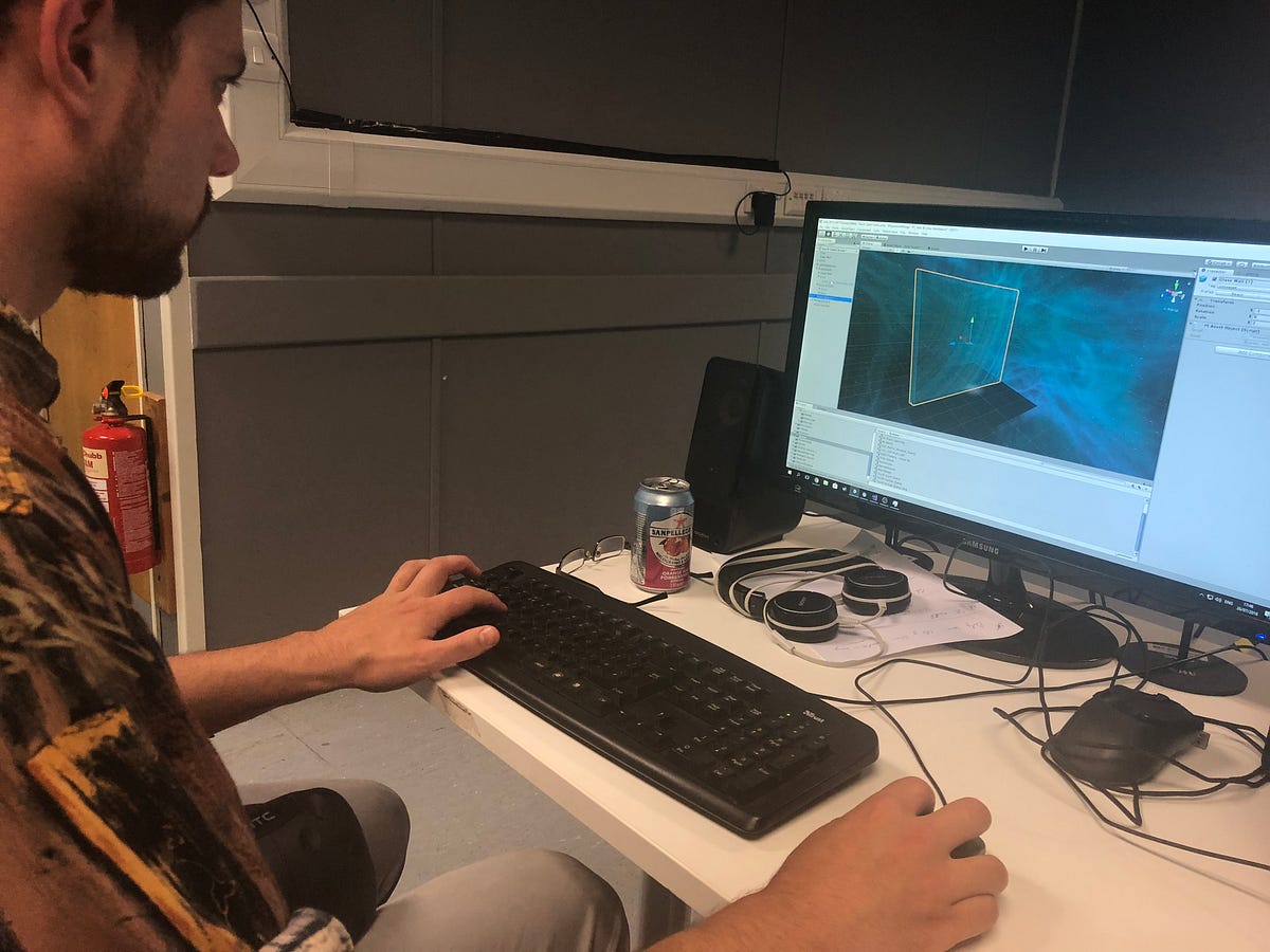 “Grassroots Holodeck”: Building a virtual stage in Unity for mixed ...