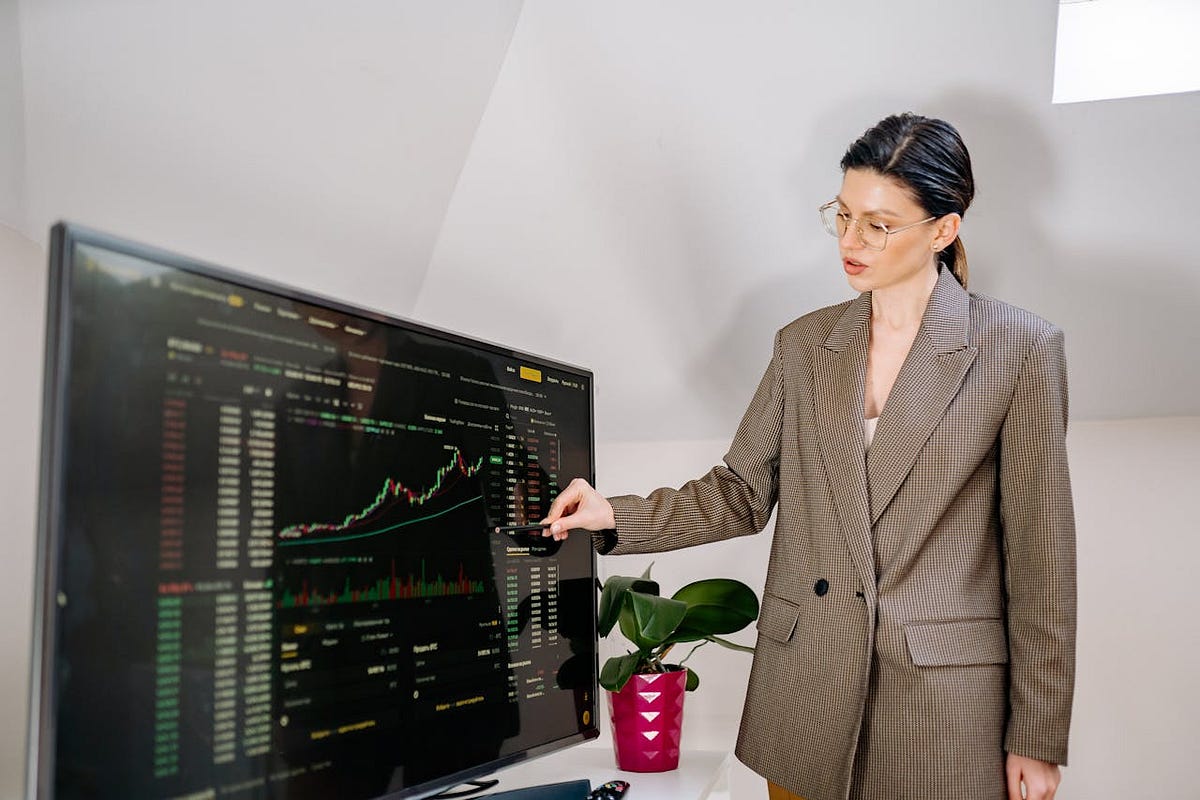 Navigating Opportunities and Tickers in the TSX Energy Sector | by ...