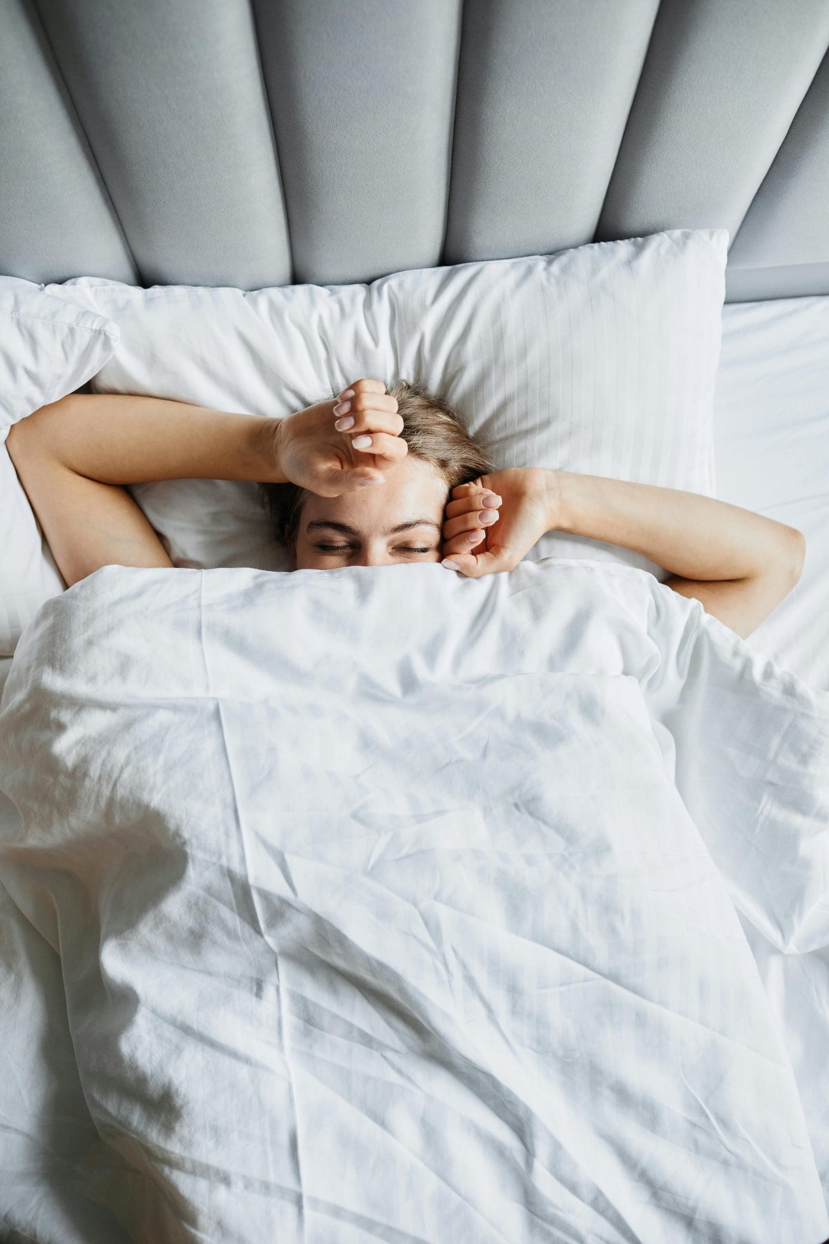 🛏️ So, What’s Really Going On When You Sleep? | by TEMMY | May, 2025 | Medium