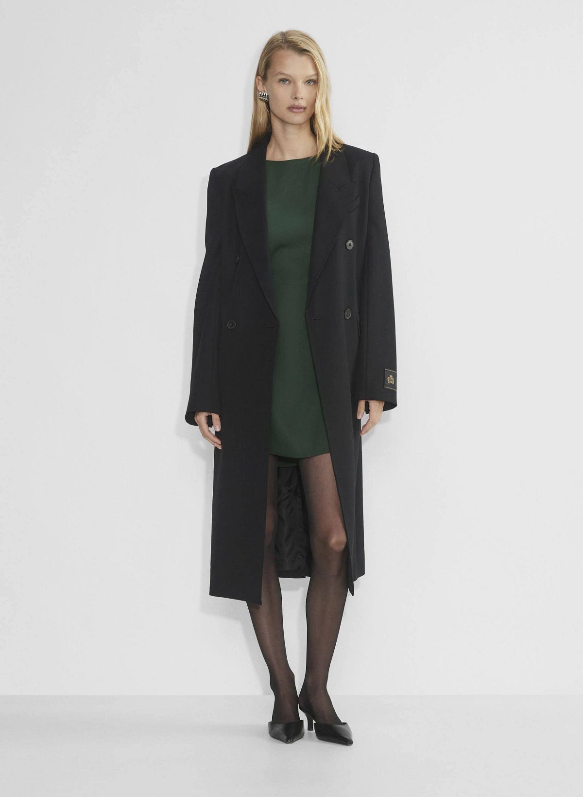 aritzia dresses. Dive into a world of style and… | by Jennifer Long ...