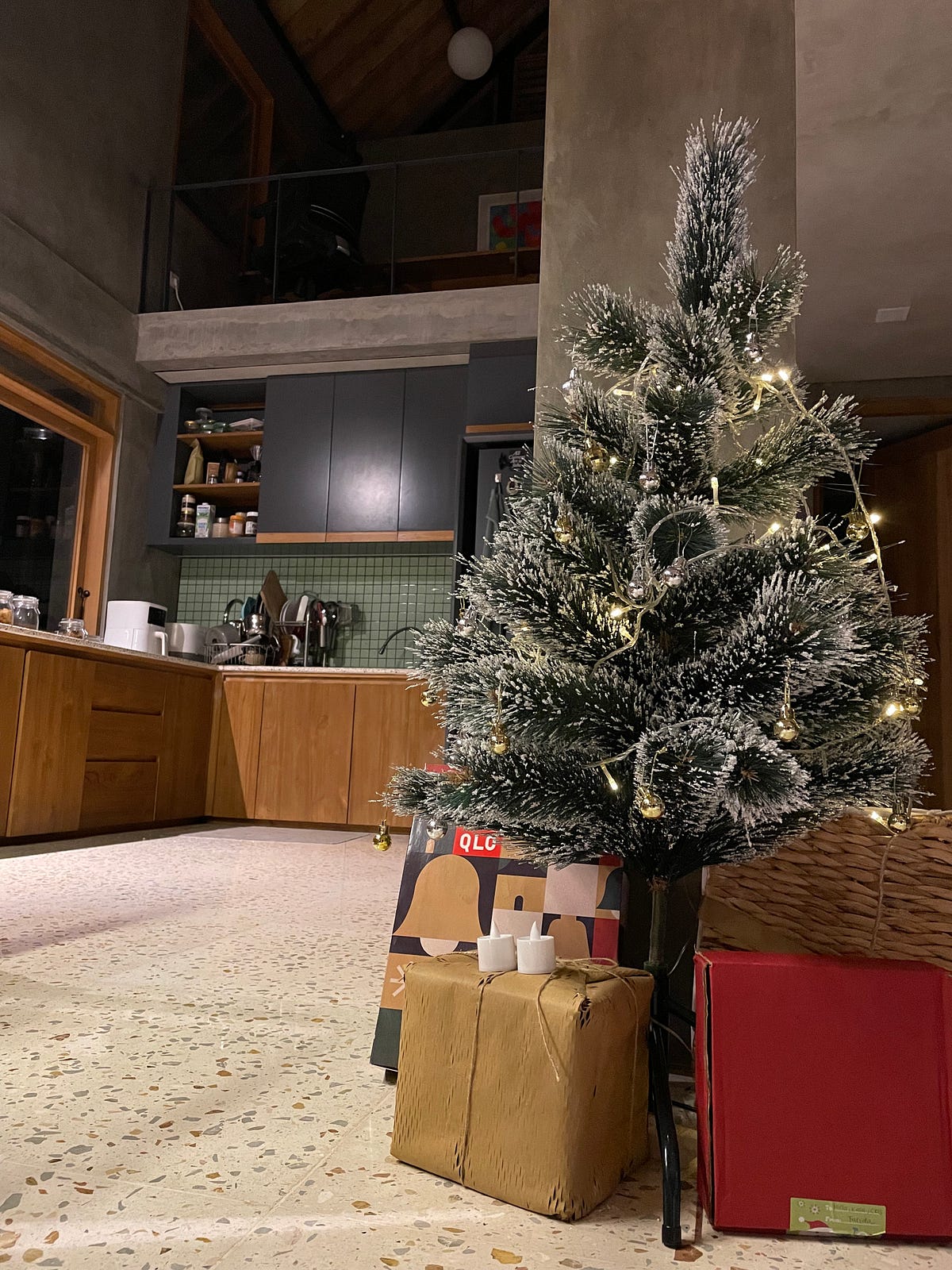 Natal Pertama di Rumah Sendiri. Lagu “I’ll Be Home for Christmas” punya ...