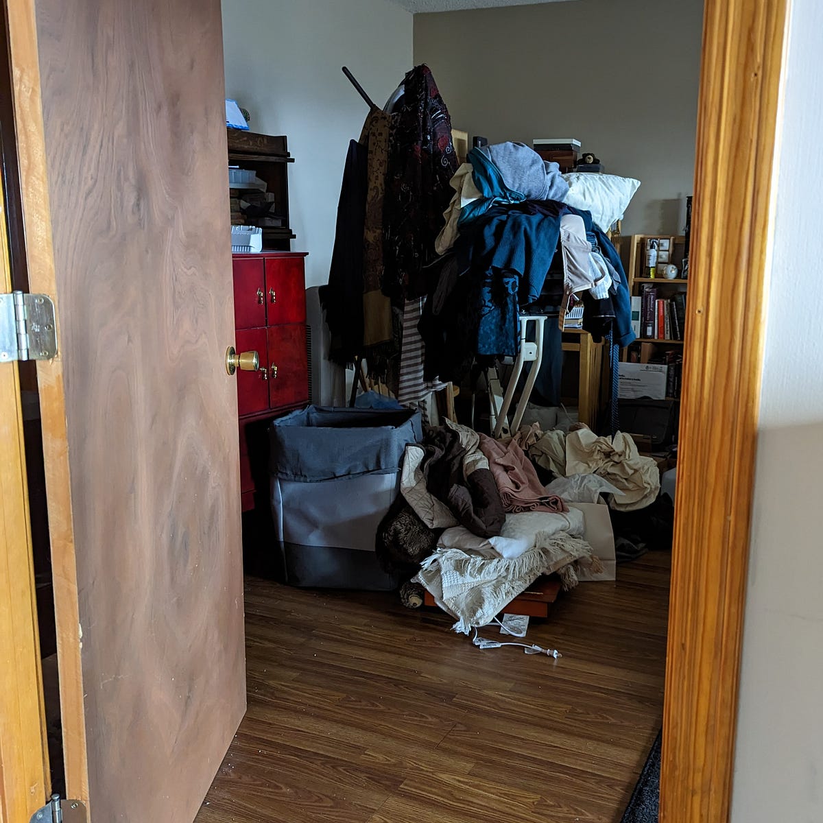 Messies’ Fear of Neighbors. Can’t Have Anyone Over Syndrome | by Marie ...