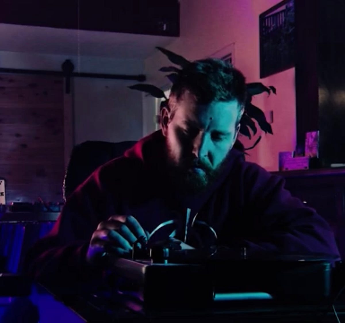 The divine art of Philosophy in COMPOSING with US DJ-Producer Jake ...