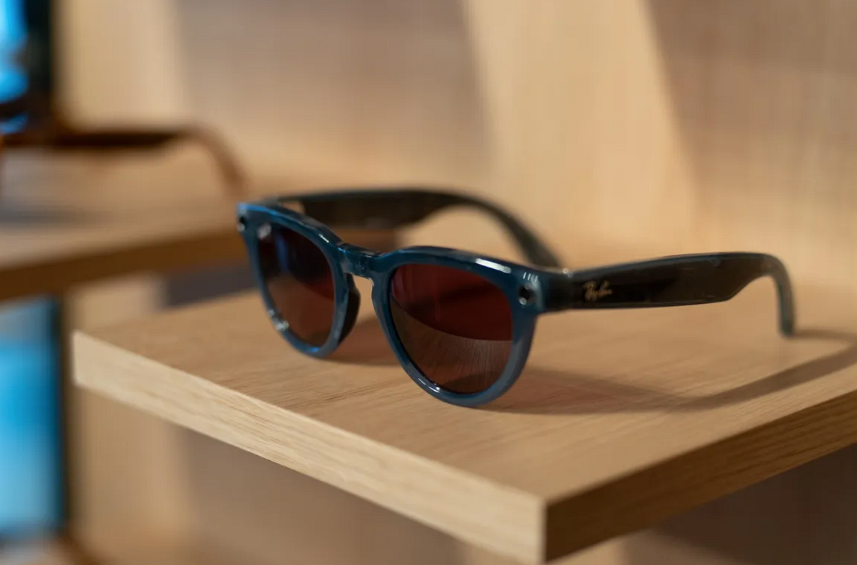 Meta’s smart glasses outsell traditional Ray-Bans in some stores, even ...