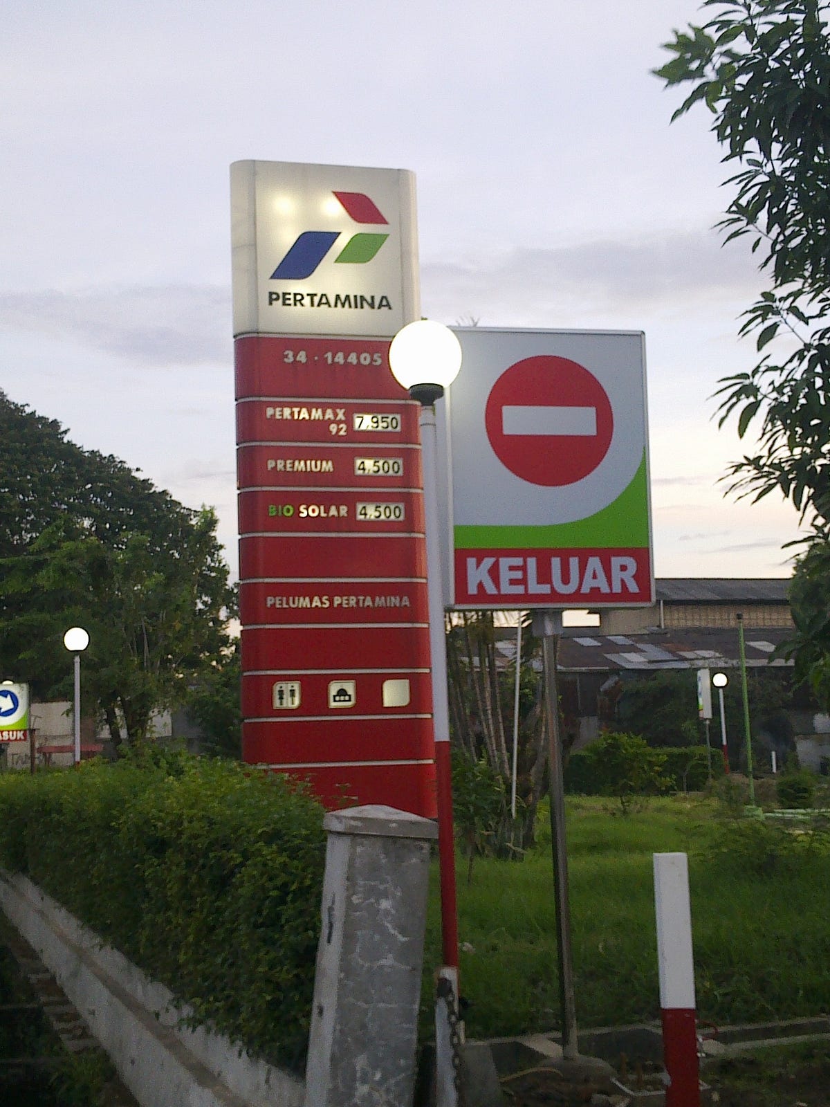 Pylon Sign Murah. pylon sign merupakan bentuk media… | by Harahap Aini ...