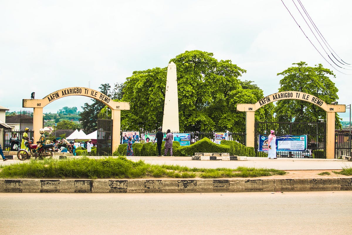 The Sagamu Spirit. How to Know a Sagamite | by Ìbùkúnolúwa DÀDA | Oct ...