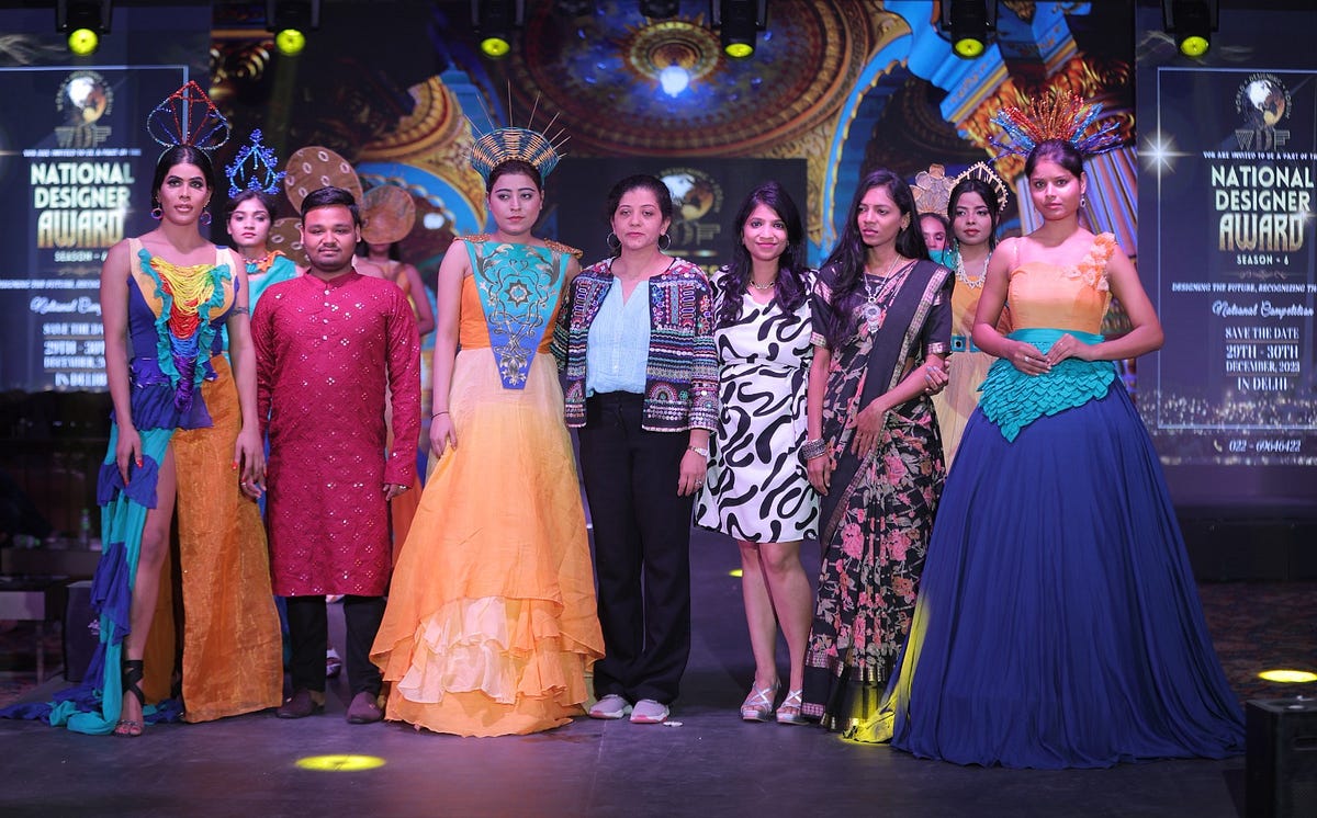 Regal Rhapsody by Team Karnataka Wins “Outstanding Handloom Revival ...