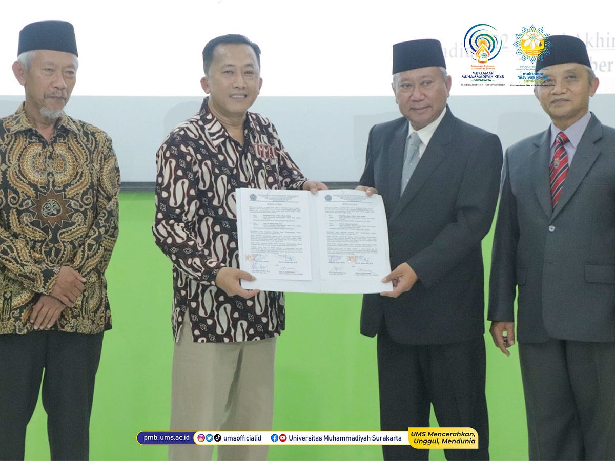 Sofyan Anif Resmi dilantik Menjadi Rektor UMMAD Madiun | by Universitas ...