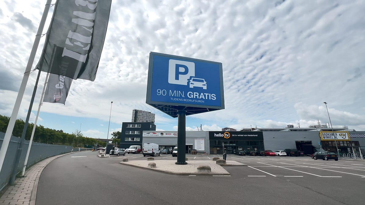 Outdoor Digital Signage — PLS BV - ashleyseo - Medium