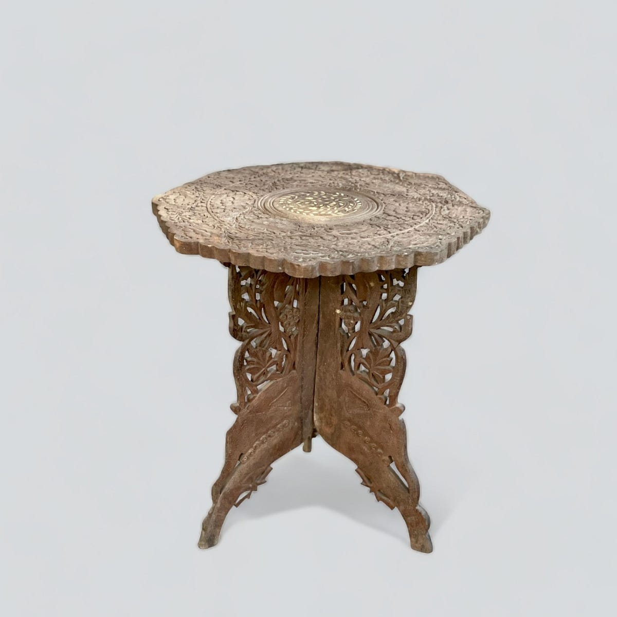 Vintage Kashmiri Table — Regen Bespoke | by Maya Fernandes | Jun, 2024 | Medium