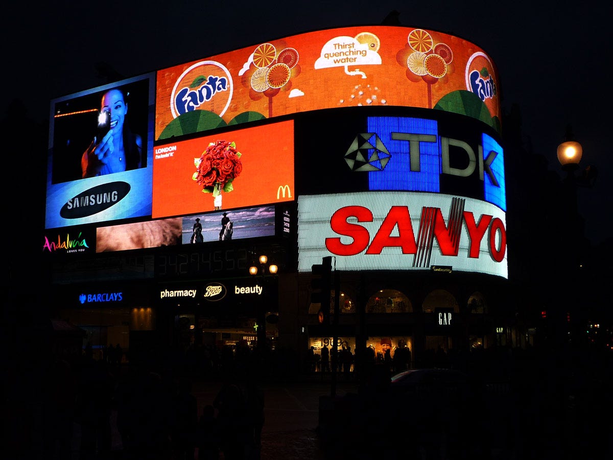 How 3D LED Displays Are Creating Unforgettable Experiences | by Linsn ...