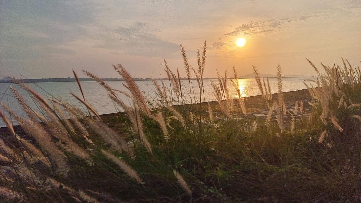 Time. You deserve the relaxing time. | by Soe | Medium