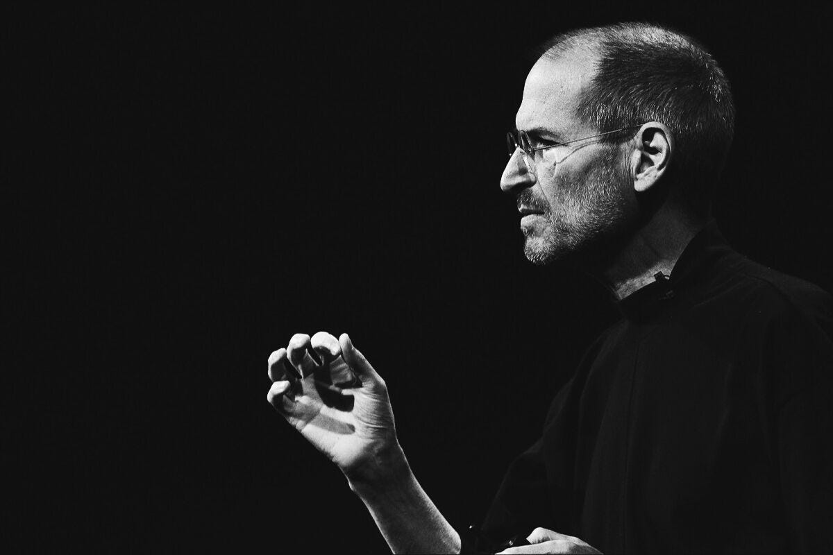 與 Steve Jobs 對話的第一章 - Deji L. - Medium