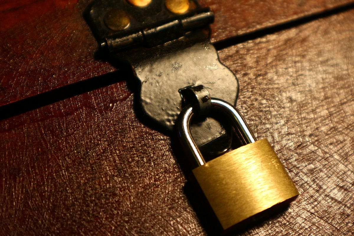 Managing Environment Variables and Secrets in AWS Lambda (Node.js + SAM) | by Márcio Coelho ...