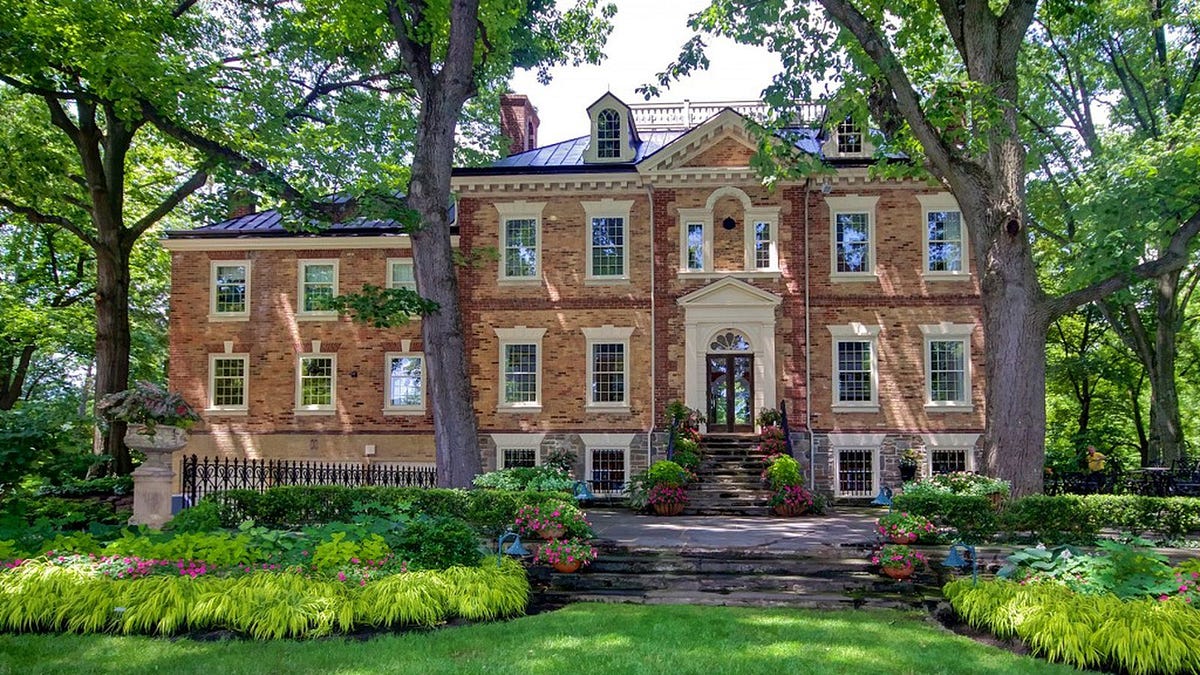 The Hartington house was a brick manor house — a mansion | by Hafi Now ...