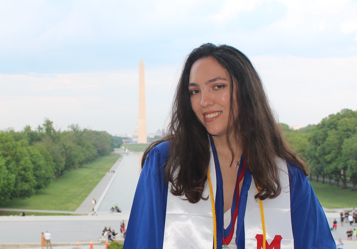 Meet the 2022 Fellows: Anna Evans | by Ariana Ophelia Soto | Coding it ...