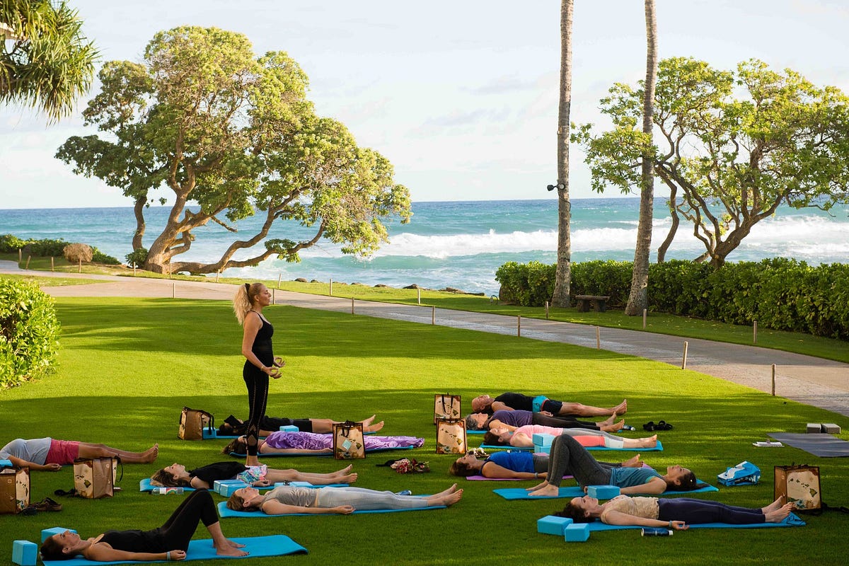 Embracing the Aloha Spirit: The Joy of Yoga on Vacation in Oahu | by ...