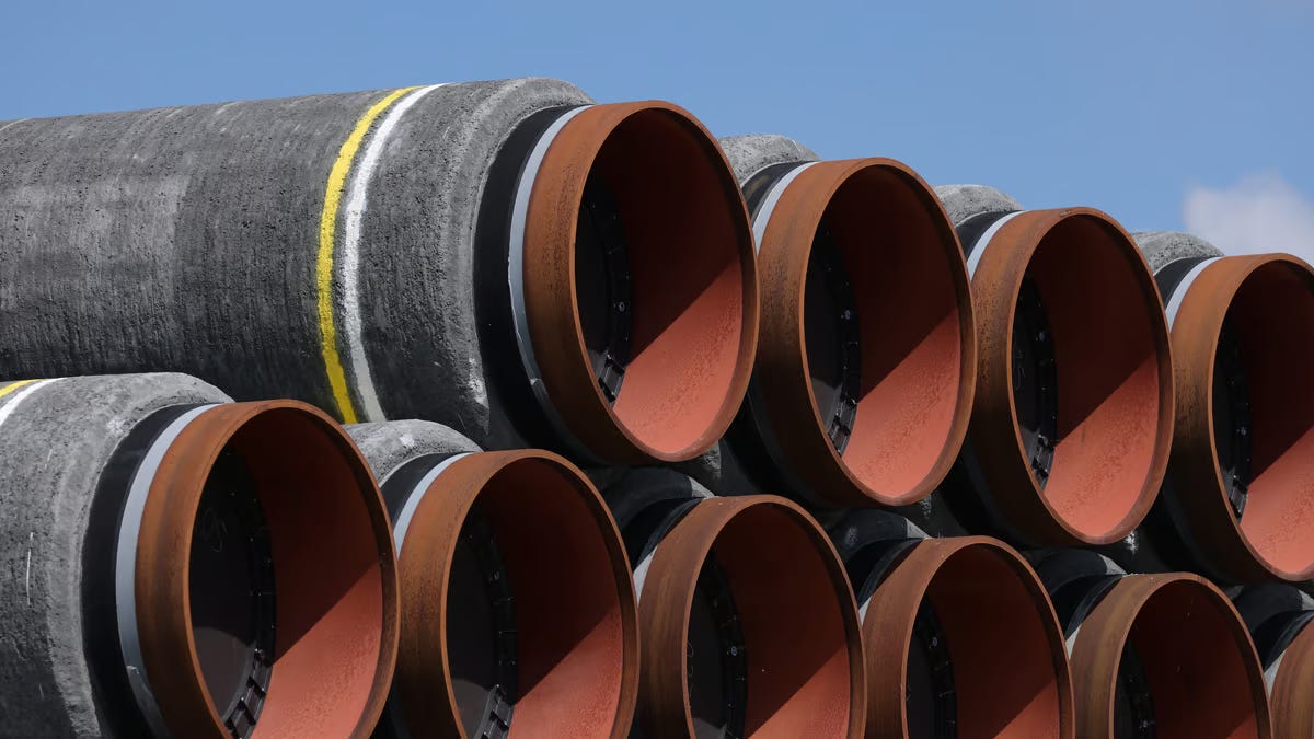 Using Laravel Pipeline in Real-World Scenarios: Practical Examples | by Dinesh Kumar | Medium