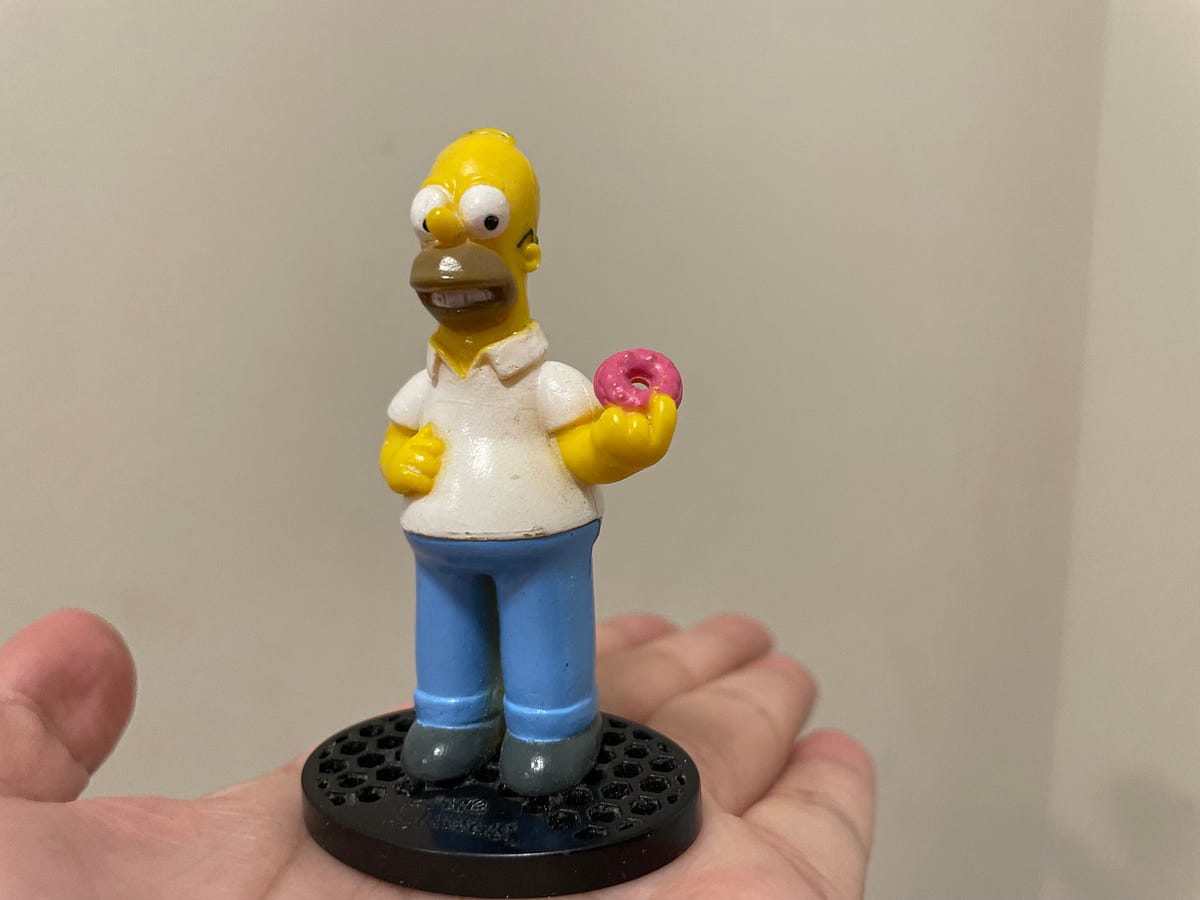 Five Things I Envy About Homero Simpson | by Ofelia Montelongo | Medium