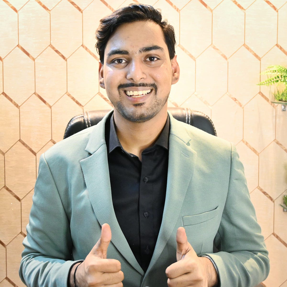Atishay Sinha: Trailblazing the Future of Education and ...