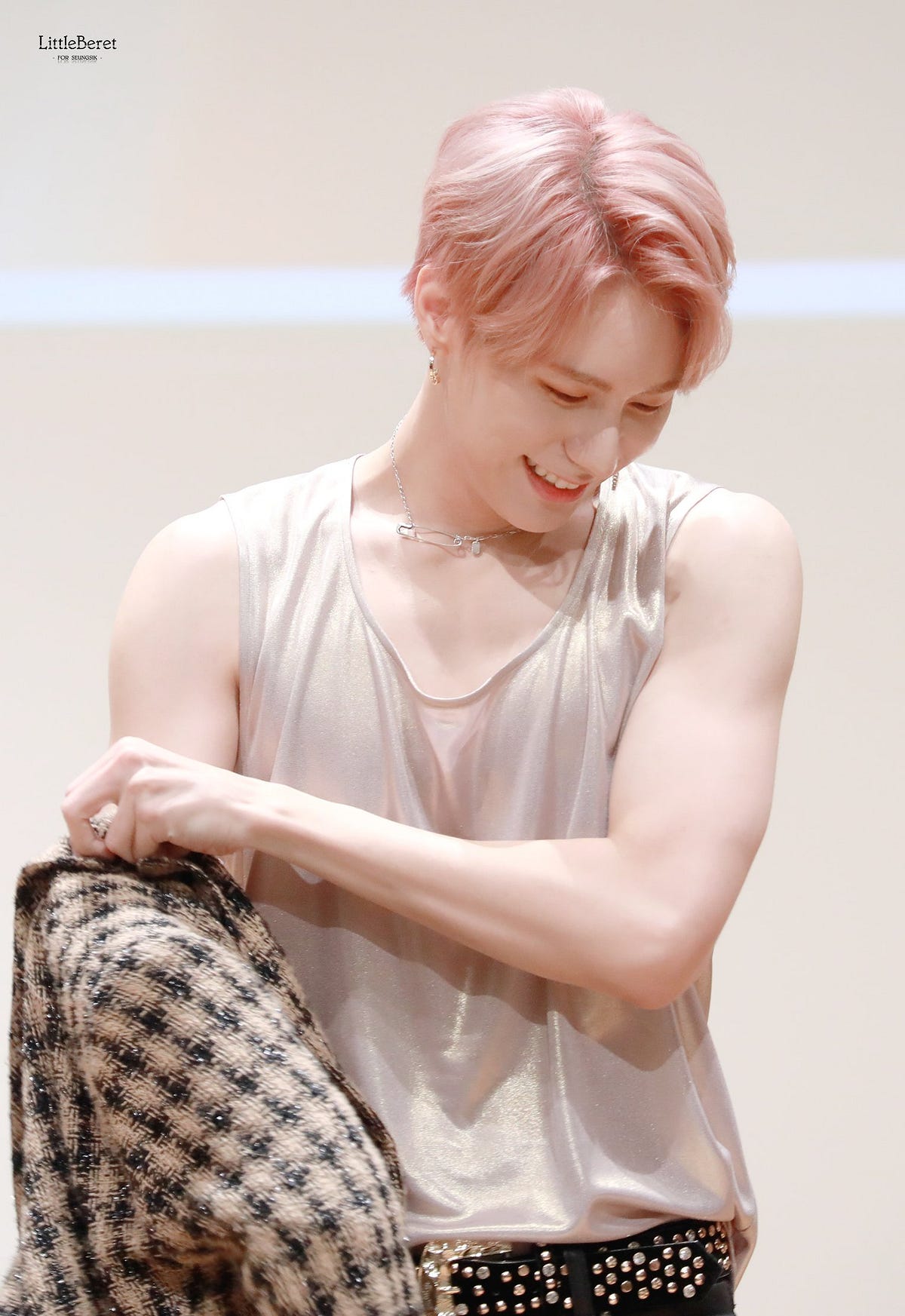 Lagu untuk cinta : Agape 🌼. Katakanlah jika aku seorang pengecut. | by ...