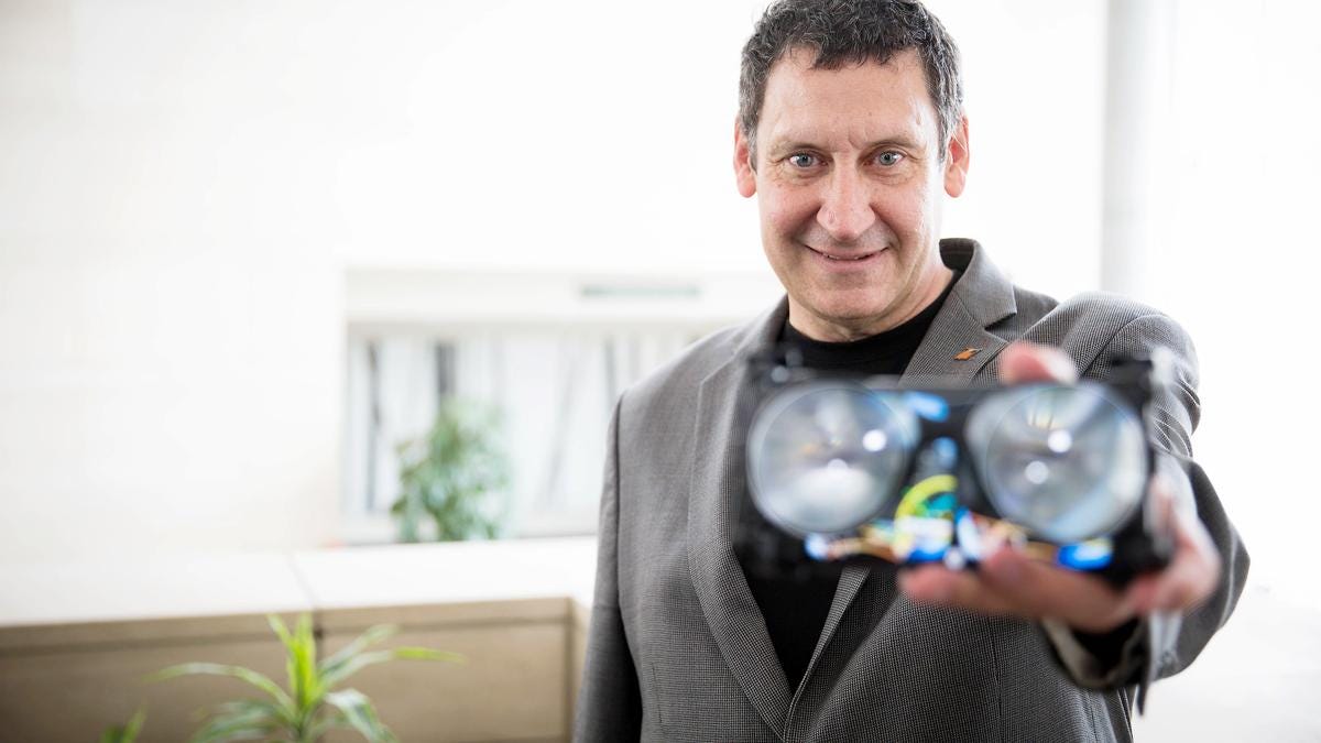 Why Virtual Reality Needs to Be Collaborative: An Interview with David ...