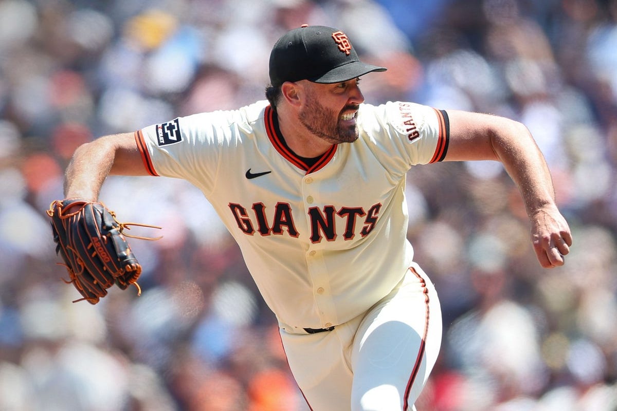 【巨人戰報】Ray持續發威，助巨人逆轉教士扳平系列賽(63/162) - Buster Posey Era - Medium
