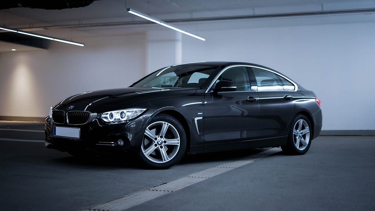 Experience Dubai in Extravagance: HMZ Rent-a-Luxury Cars Takes Your ...