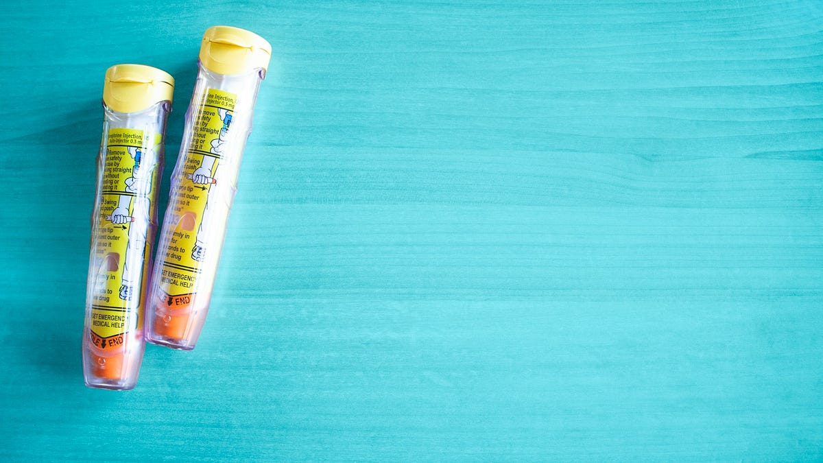 First Aid Tips: EpiPen | by Gill McCulloch | The Shortform