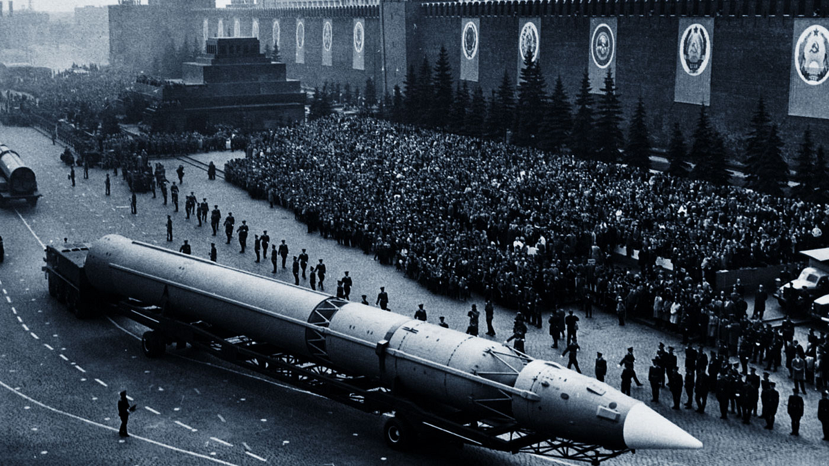 Tracing the Soviet Union’s Reliance on Western Technology and ...