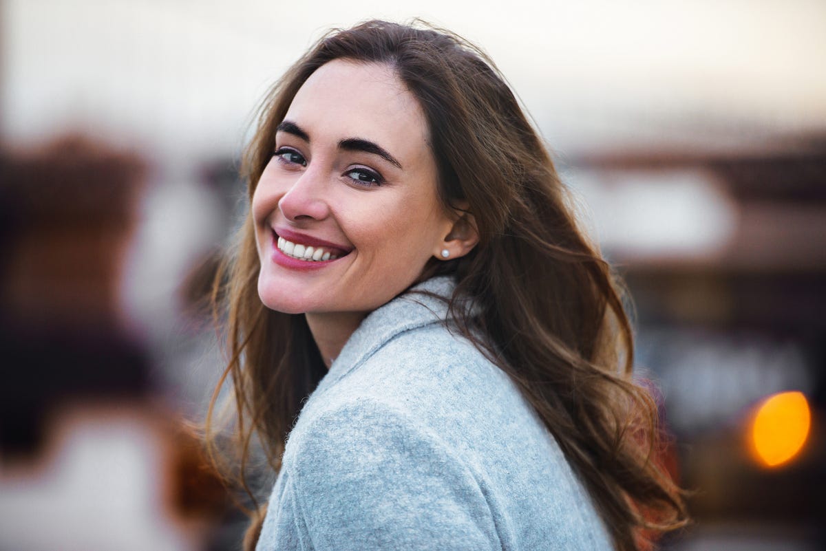 4 Secrets of Truly Attractive People | by Sira Mas | Personal Growth ...
