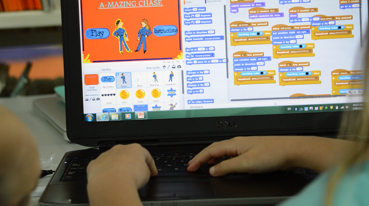 Visual-based vs. Text-based Programming | by Emily de la Peña | Medium