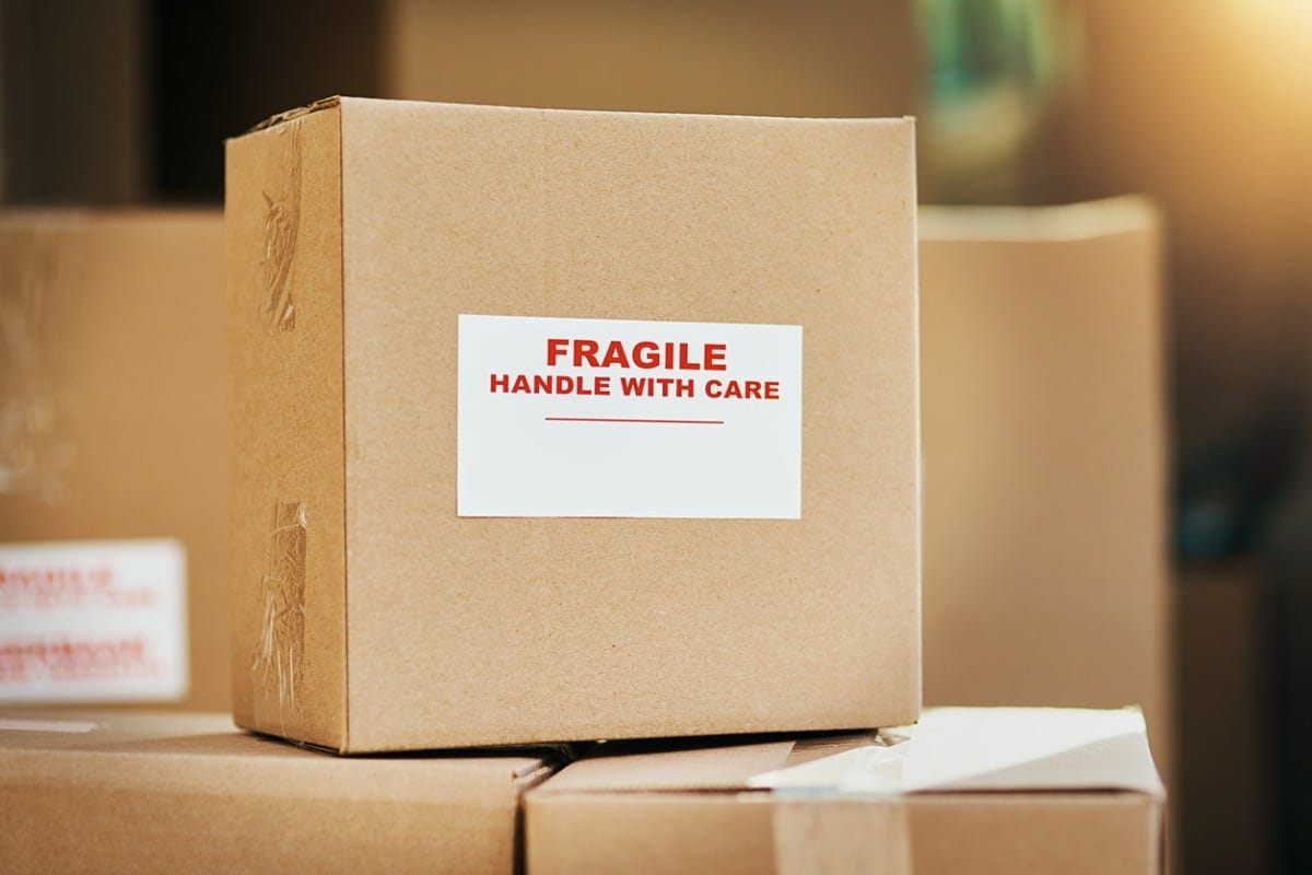 HOW TO PACK FRAGILE ITEMS CORRECTLY - Dennyjoseph - Medium