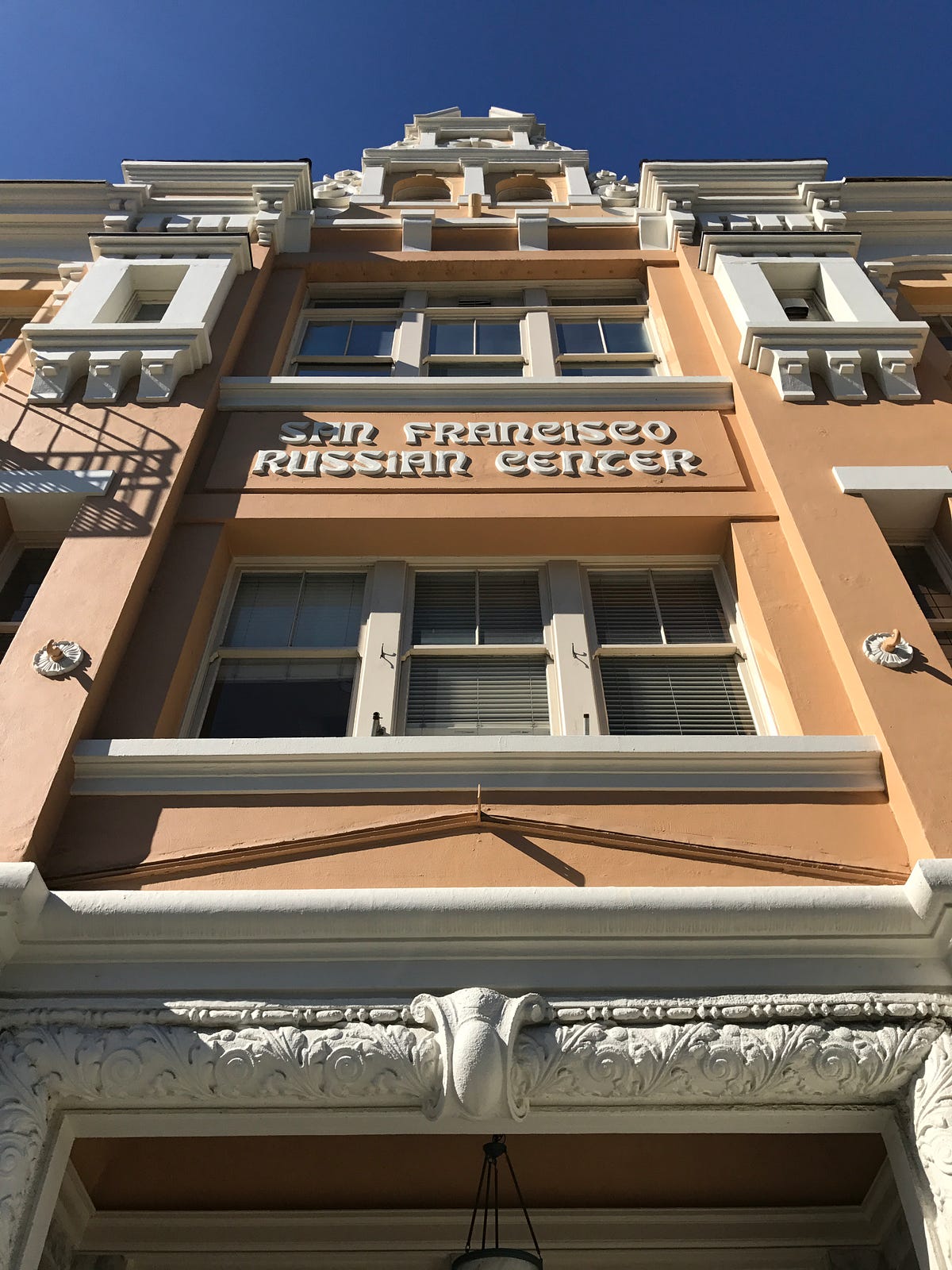 As the Russian Consulate Closes in San Francisco, a Community Reacts ...