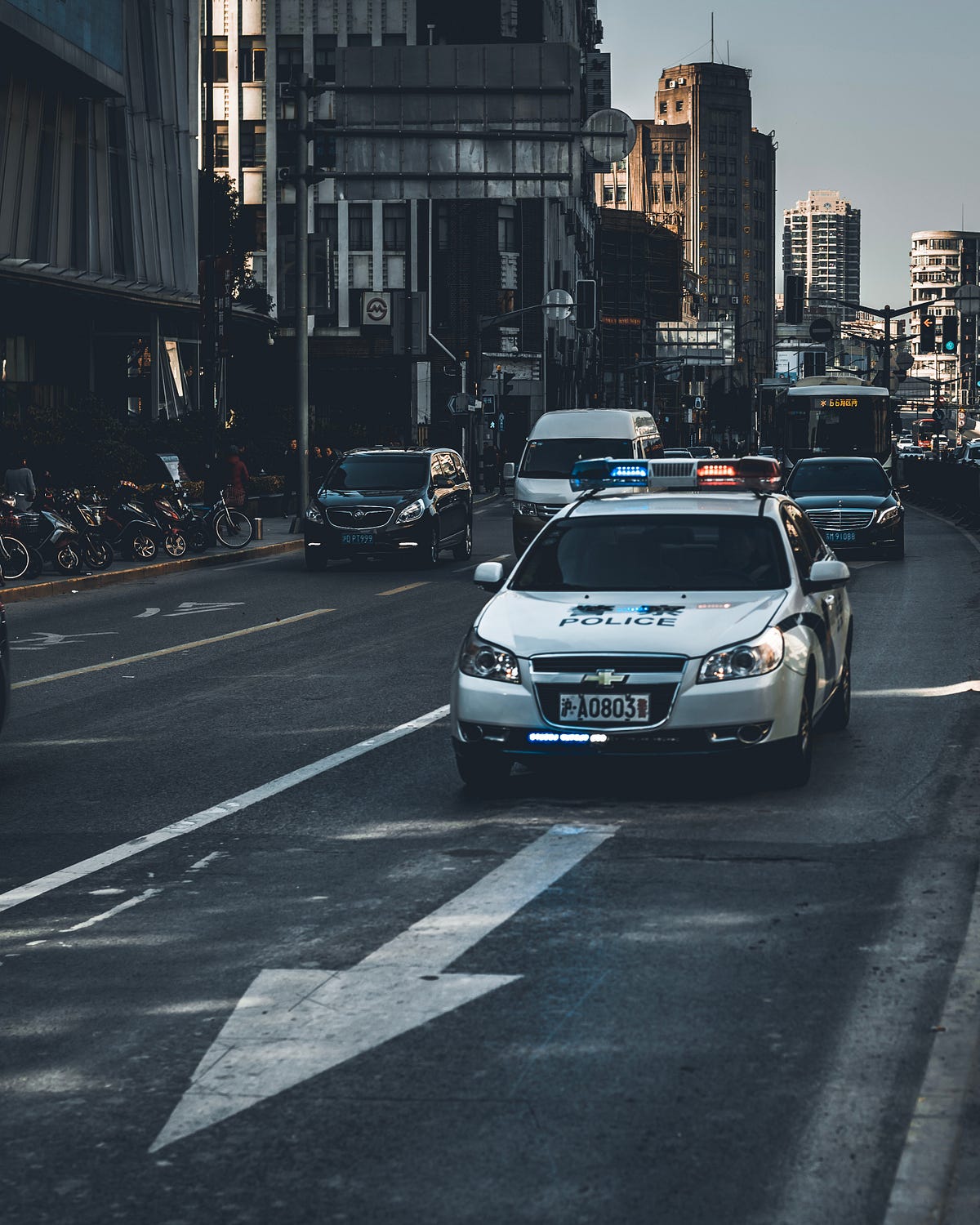 A Bermudian police brigade brought me home | by IMLeigh | Medium