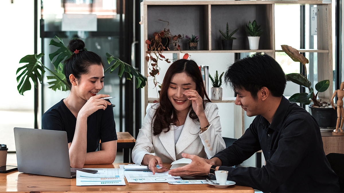 Employee Resource Groups: Best Practices for Development and Engagement ...
