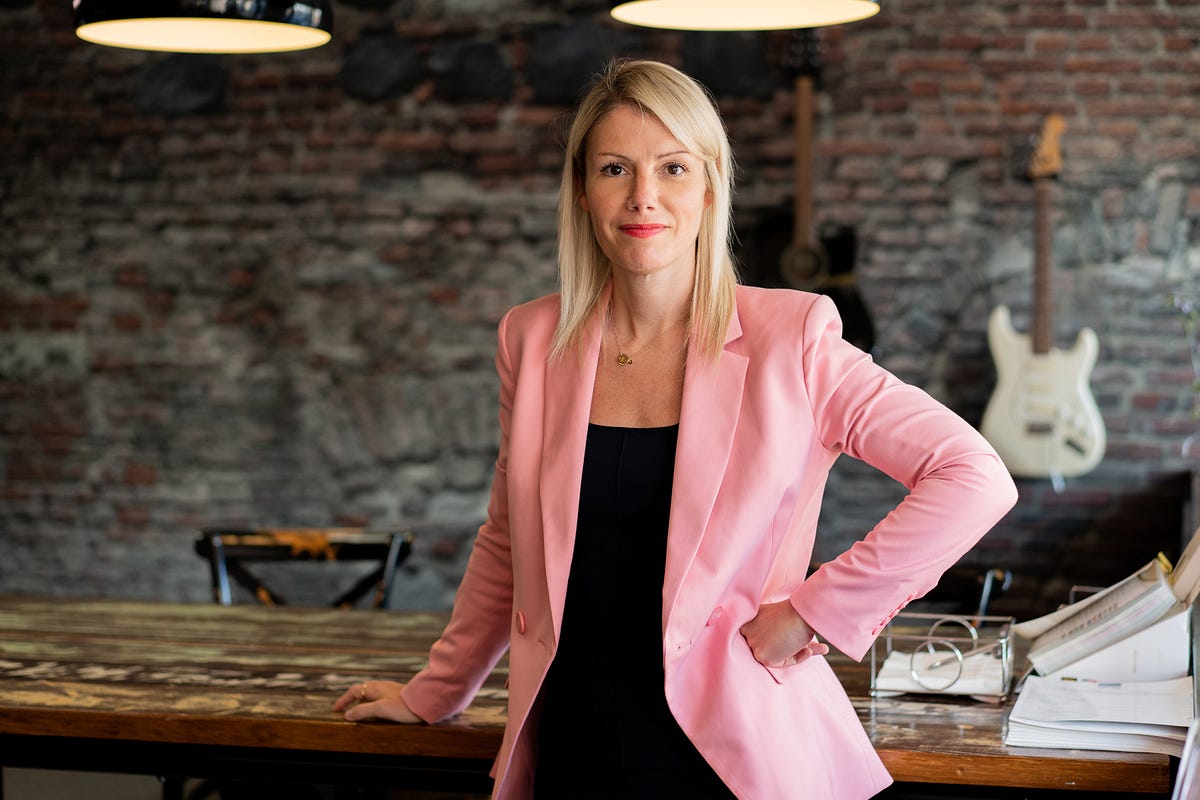 Faces of Finance: Sara Tweedly from Canstar | by How To Money Australia ...