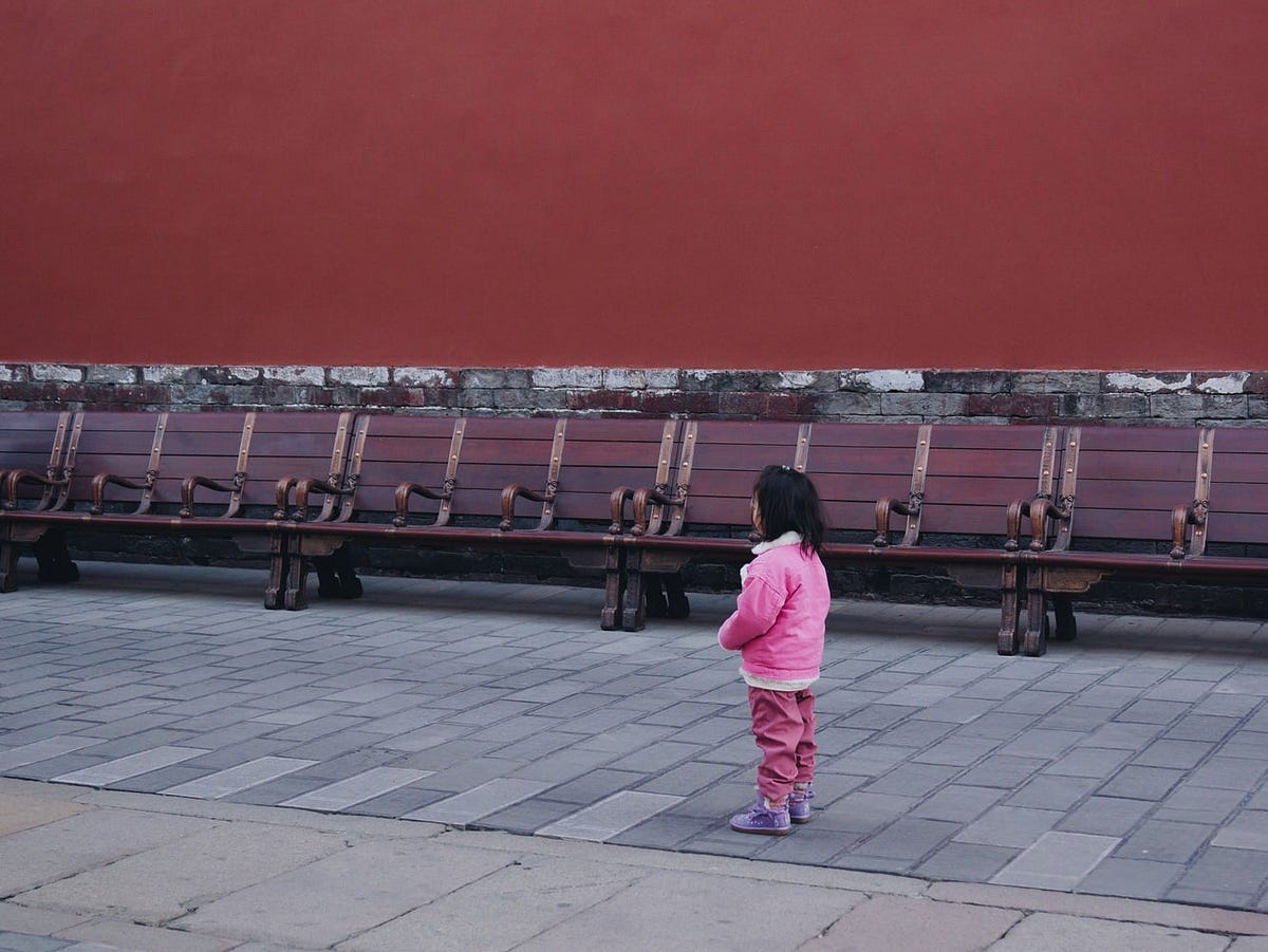 The Myth of “Close Family Ties” in China | by Binxin Zhang | Medium